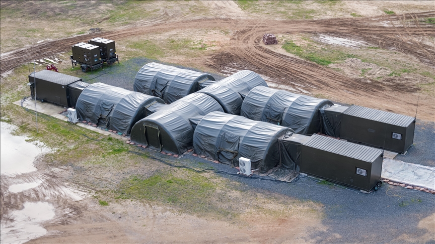 High security mobile military base in 15 minutes